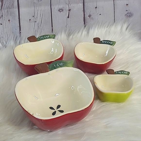 Cracker Barrel | Kitchen | Cracker Barrel Red Green Apple Ceramic ...